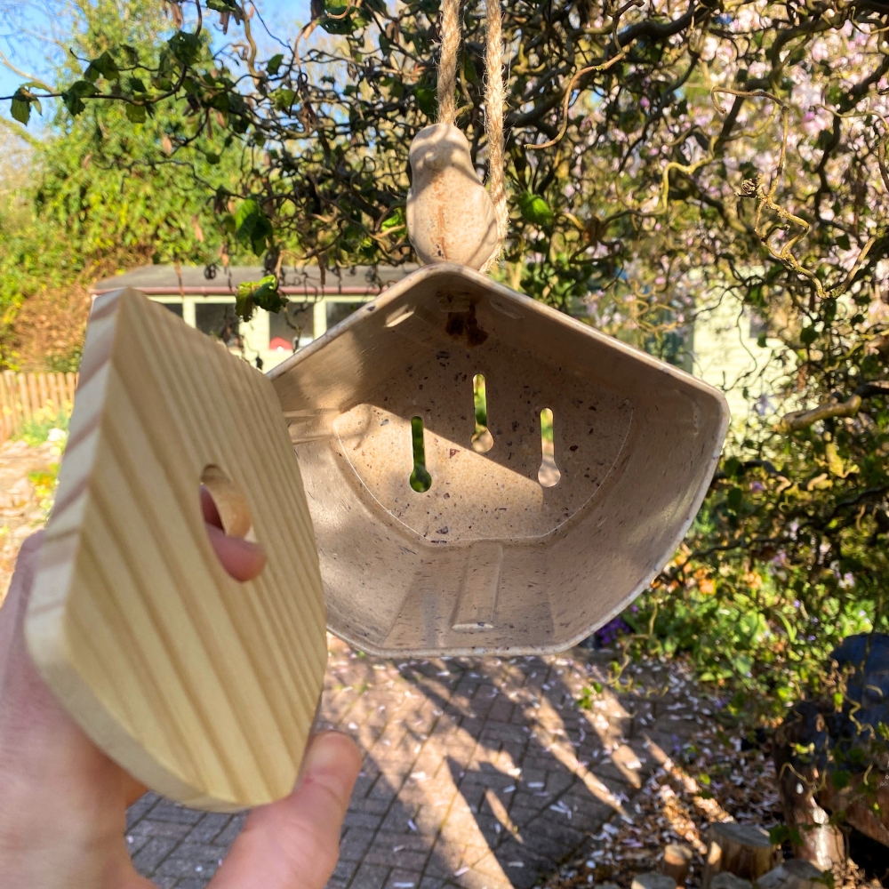 Hanging Bird House Nest Box for Garden | Outdoor Nesting Shelter for ...
