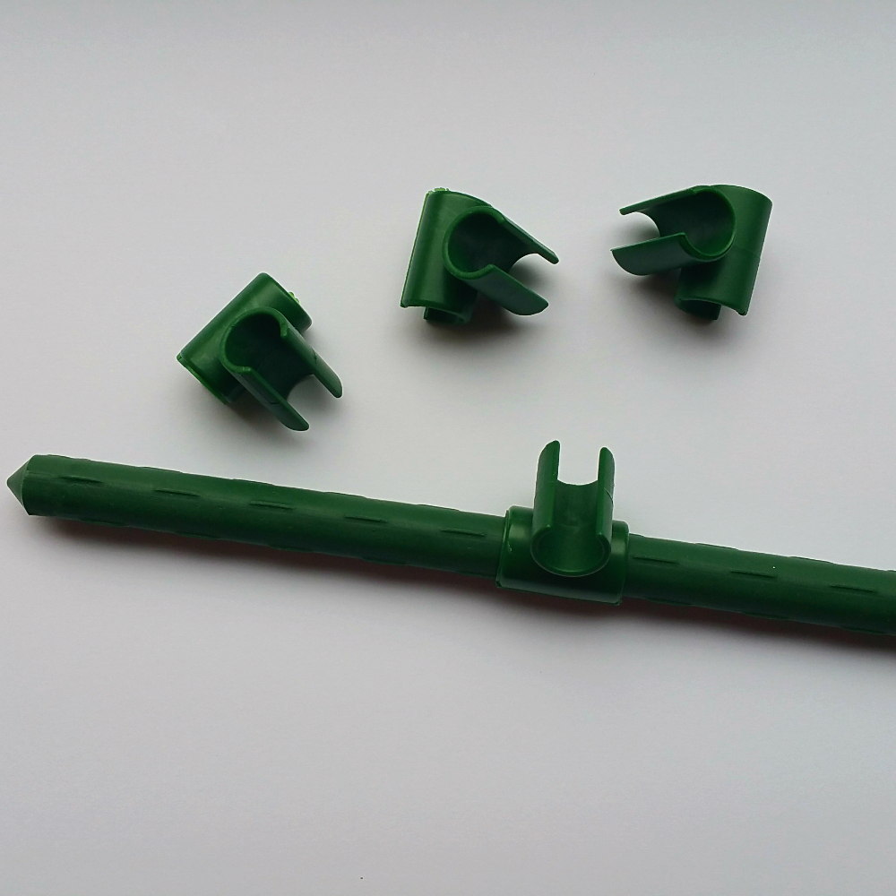 90 Degree Plant Stake Connectors - 11mm dia